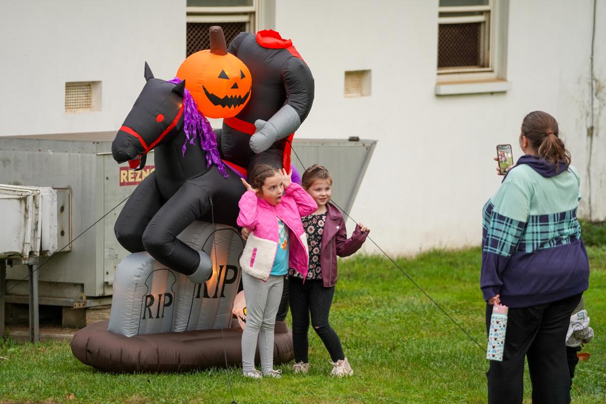 Halloween Hayrides at the Stable | Somerset County Park Commission, NJ